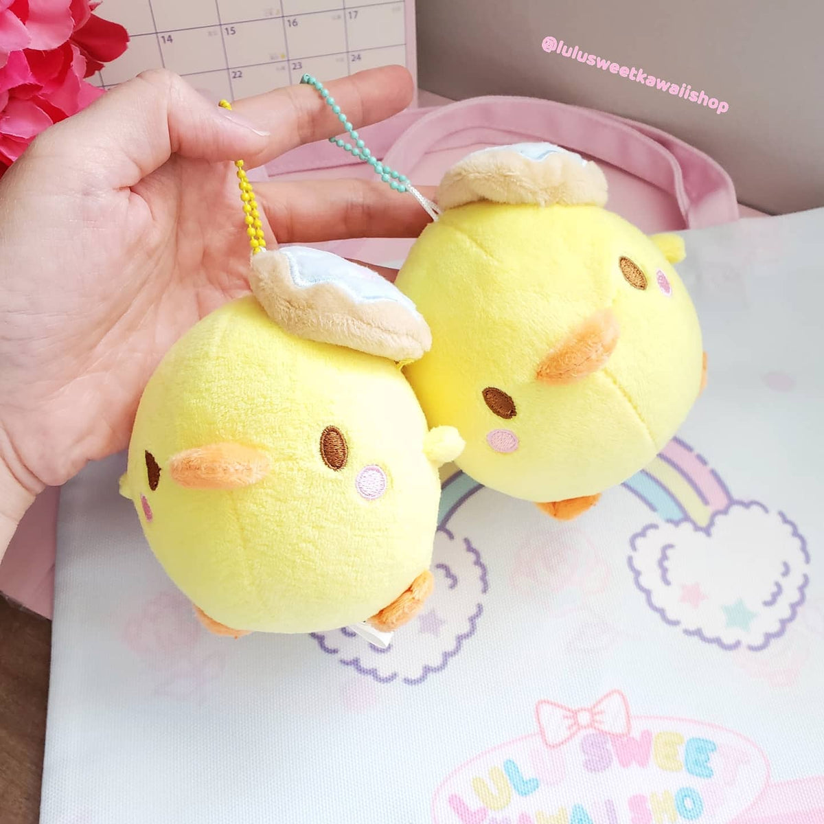 Chubby Duck Plush Keychain – Gacha Gallery